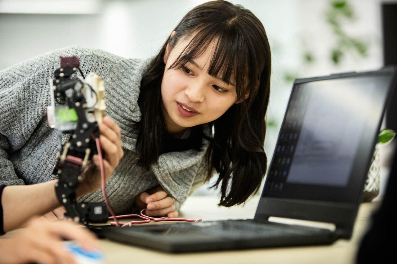 IAT Artificial Intelligence