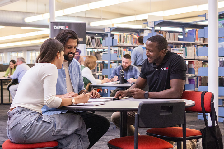 Diploma of Library and Information Services BSB50520-01 | TAFE NSW