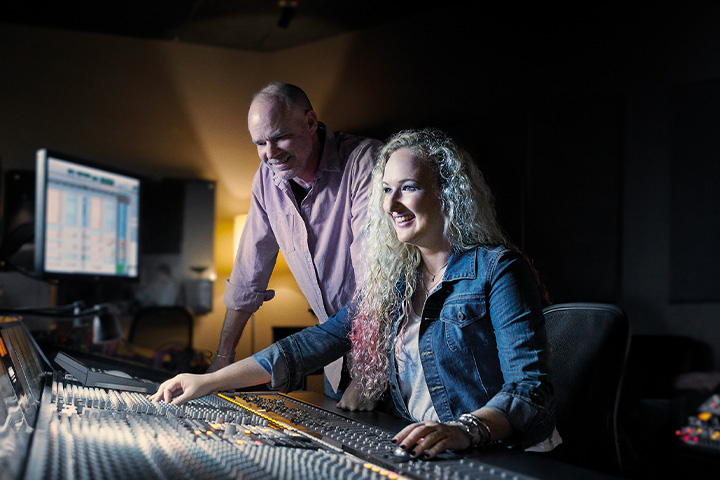 Andy Lindsay Award for TAFE Music Students | TAFE NSW